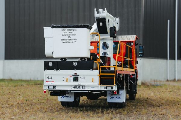 Versalift VST5000 on Isuzu FTS800 Truck | Waimea Group NZ Ltd