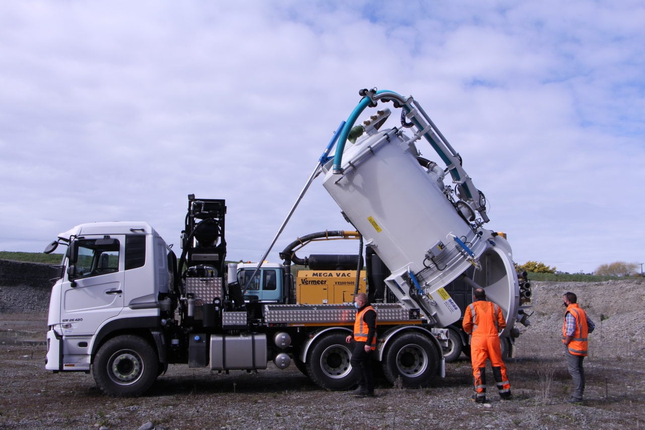 Fulton Hogan’s New Allvac® AV7000H Deep Vacuum Hydro Excavation Unit ...