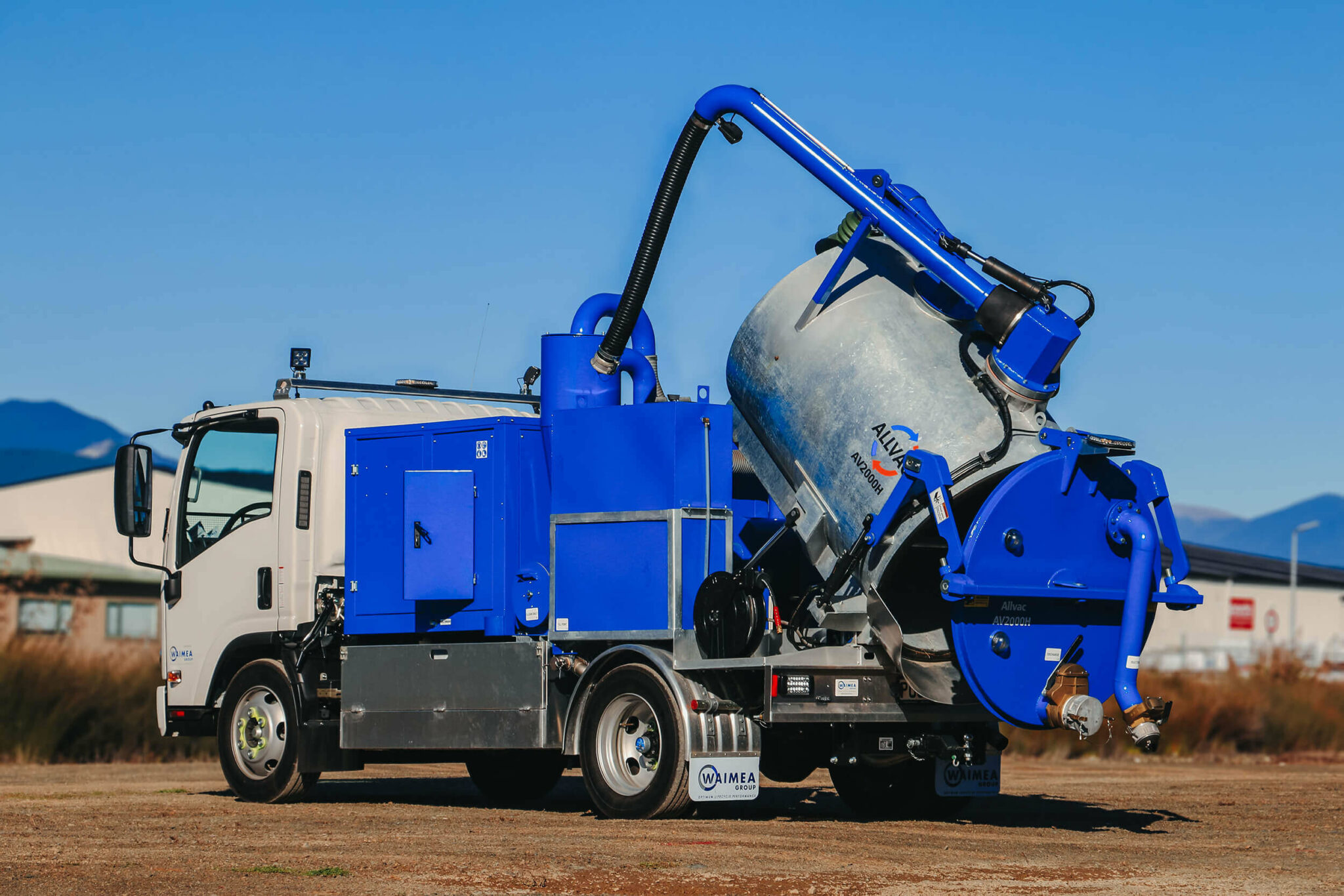 Work smarter not harder with the Allvac® AV2000H Hydro excavator ...