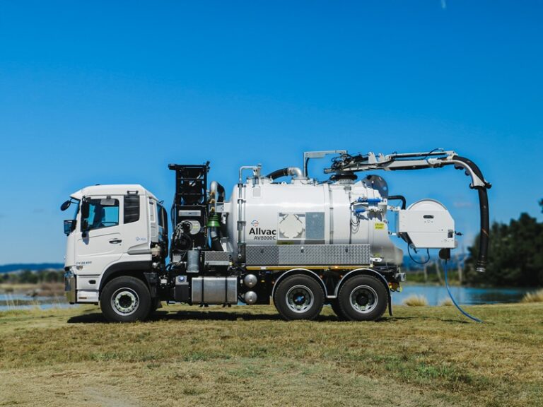 Allvac® AV8000C Hydro Excavator Combi on Quon | Waimea Group NZ Ltd